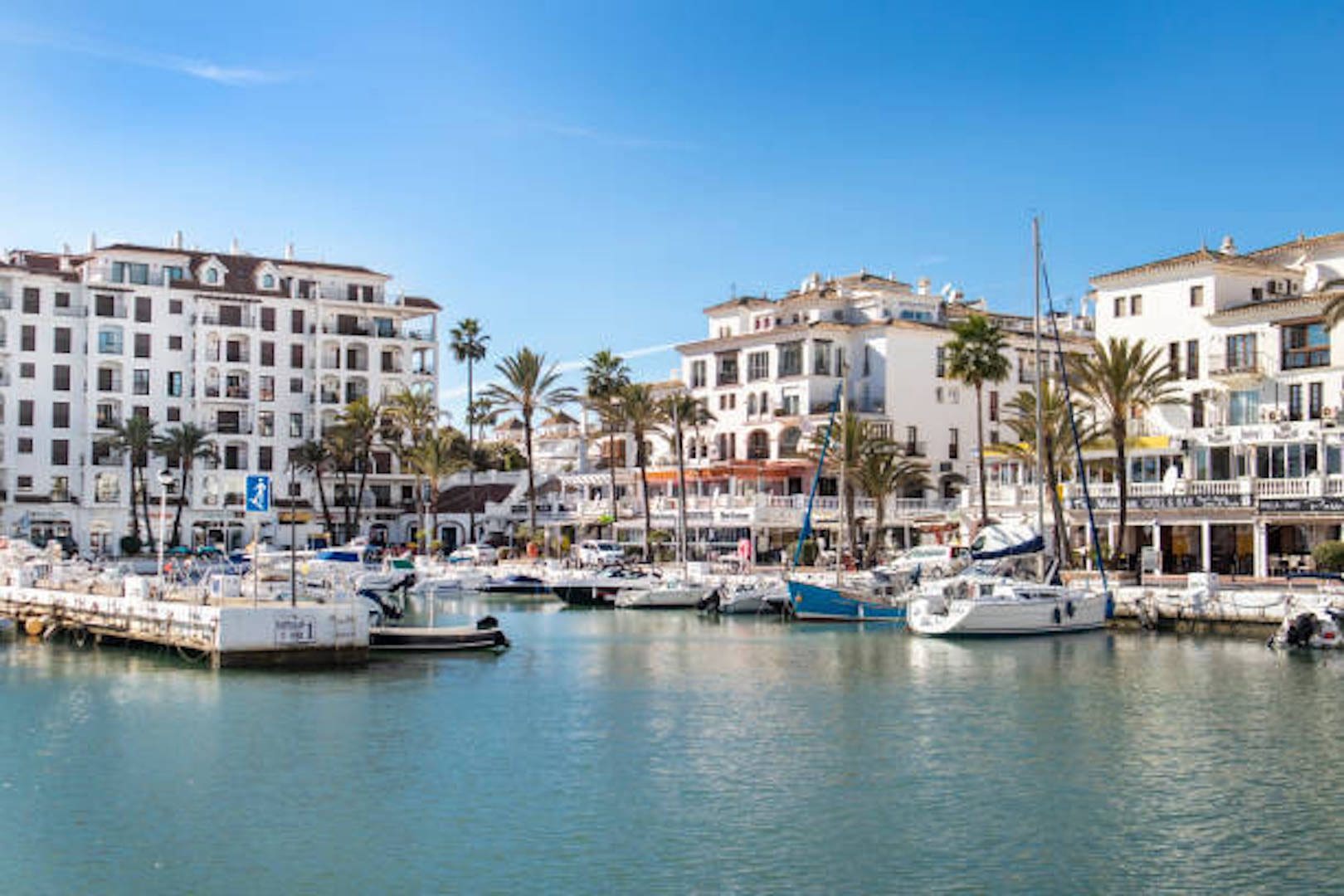 Estepona – Luxury Partners Real Estate